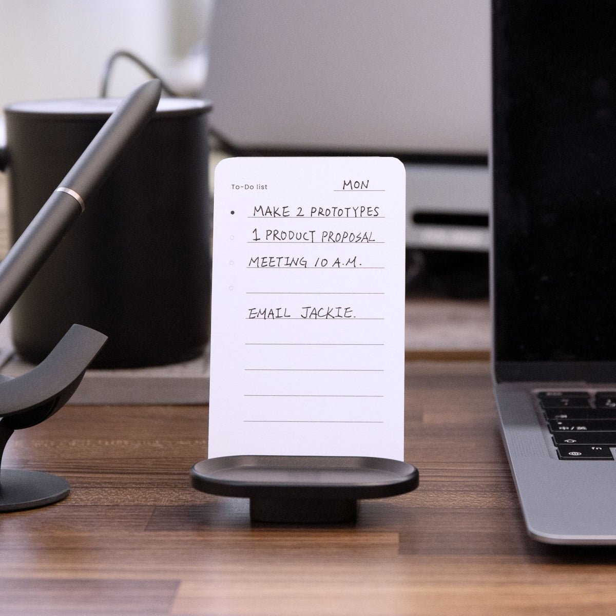 FocusPoint Card Holder – Yanko Design Select