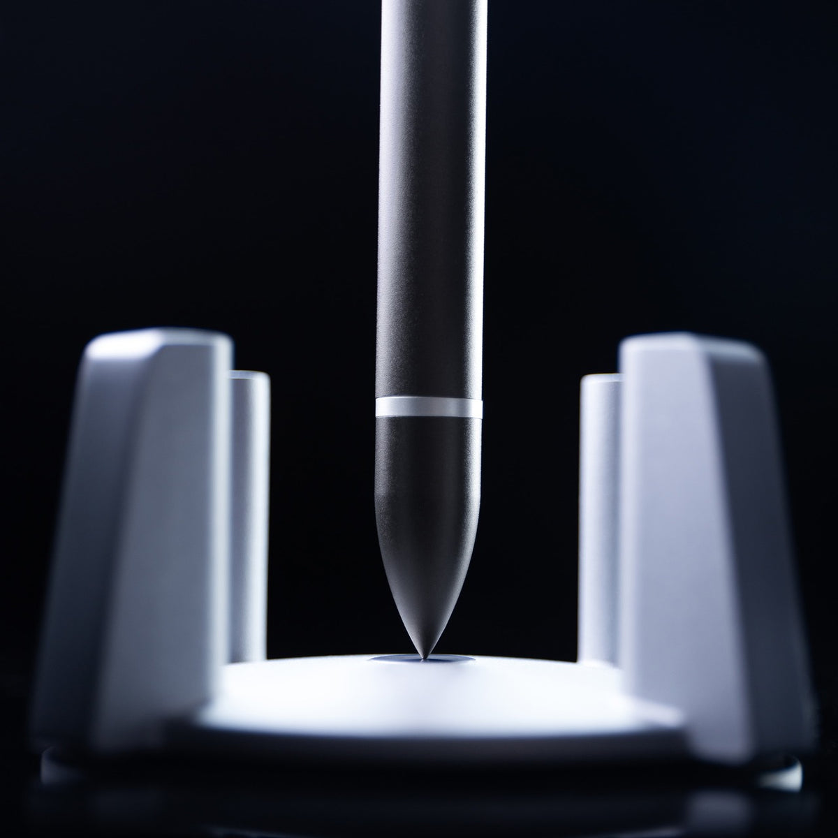 Levitating Pen – Yanko Design Select