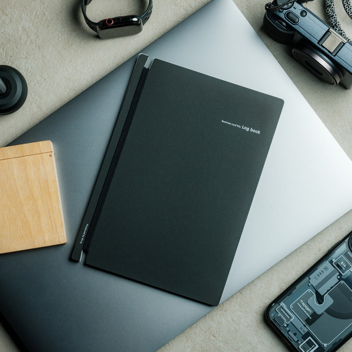 Memento Business Card Log – Yanko Design Select